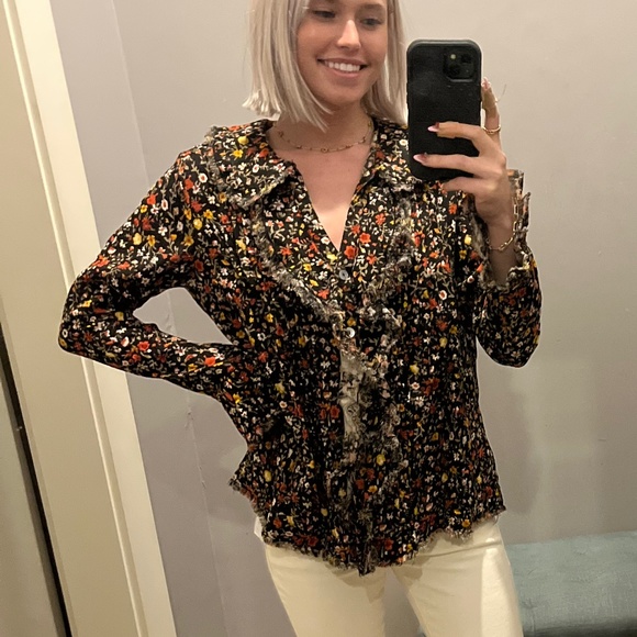 ivy jane | Tops | Ivy Jane Poetry Floral Ruffle Button Down Woven Top ...